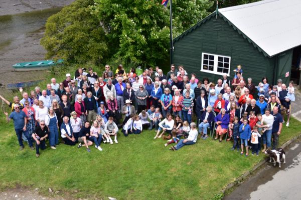 Lerryn area community website