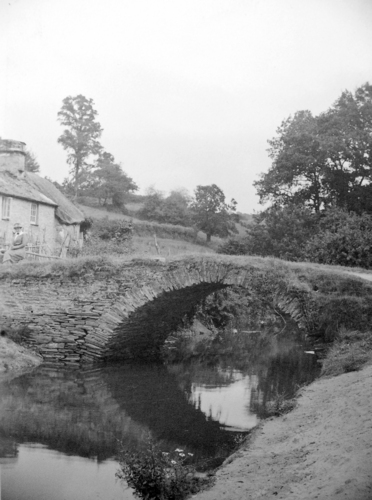 The Old Bridge : Lerryn